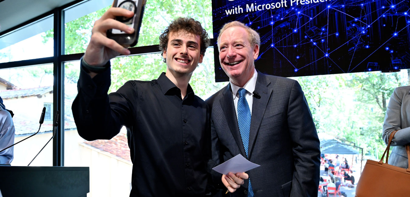 Il futuro dell’IA tra tecnologia e humanities. Dialogo con Brad Smith ...